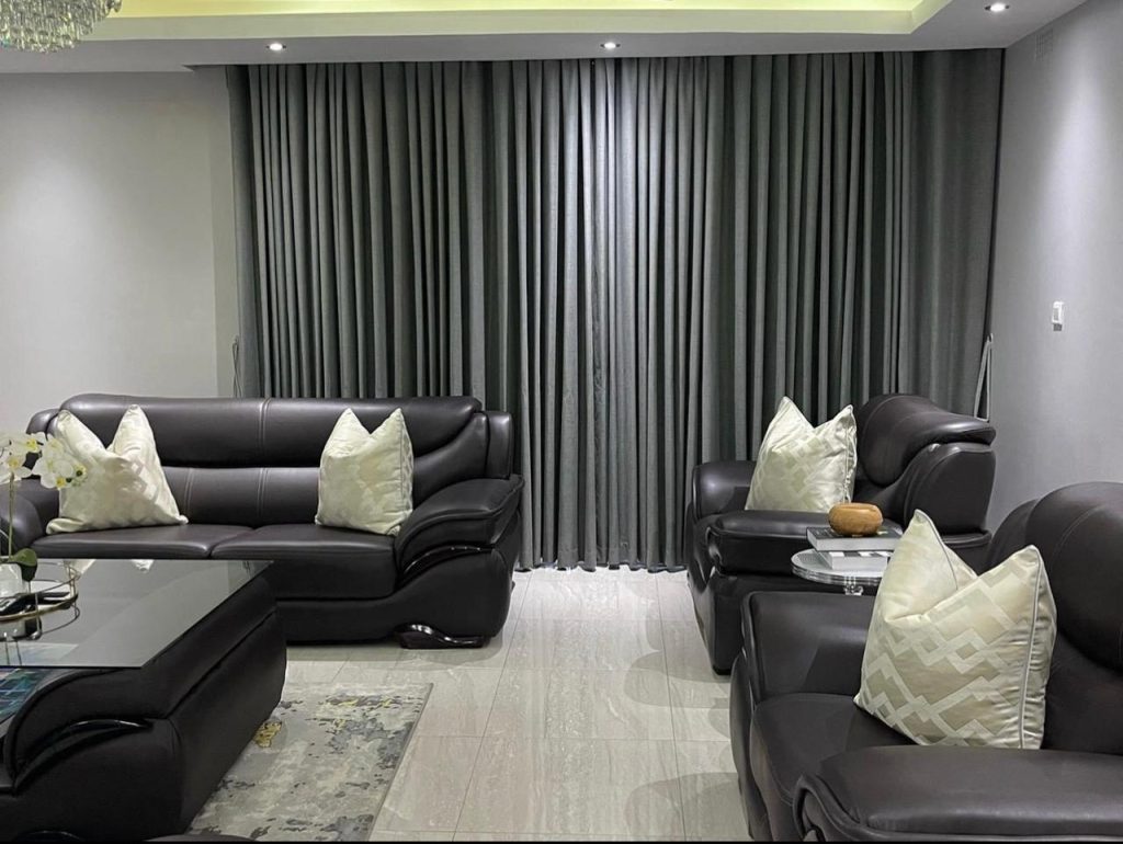 KIRSTY 4 PIECE LEATHER LOUNGE SUIT – Checkers Office & Home